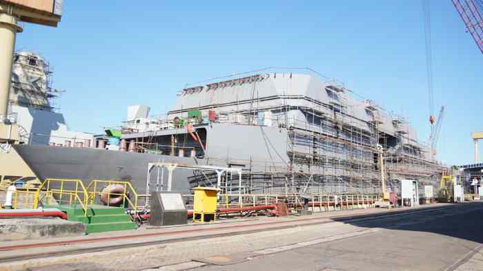 PT PAL Bersiap Luncurkan Unit Pertama Landing Platform Dock (LPD ...