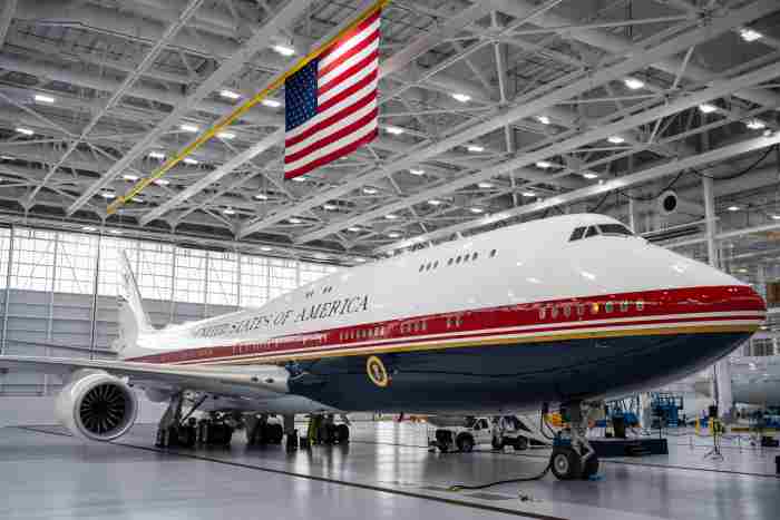Eks Qatar, AS Resmikan VC-25B Bridge Sebagai 'Air Force One' Sementara ...